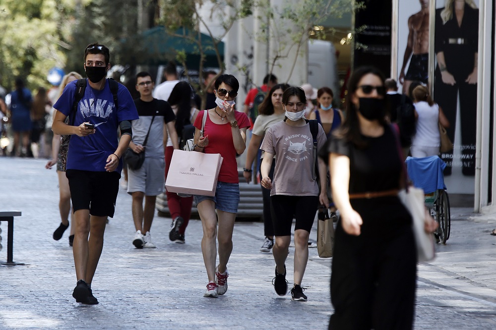 Μάσκες παντού: Υποχρεωτική η χρήση τους σε πλατείες και σε όλους τους ...