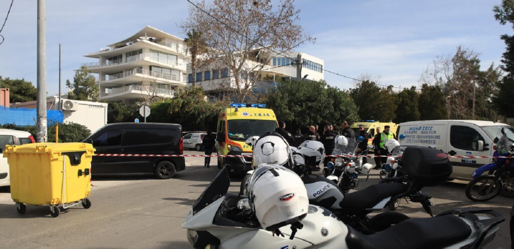 Μακελειό στη Γλυφάδα: Έρευνες για το κίνητρο του δράστη – Τα σενάρια ...